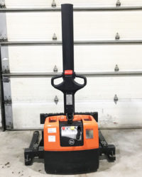 Electric BT STAXIO HWE100S Straddle Stacker » Forklift Plus