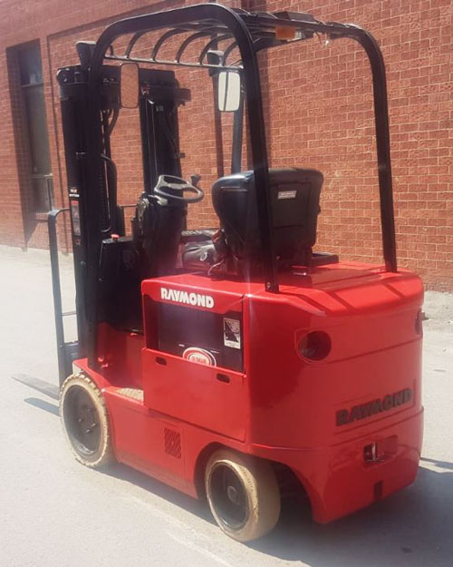 Raymond Electric Forklift EASI-R40TT-M reach - FORKLIFT PLUS