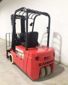 Raymond 445-C40TT electric forklift - FORKLIFT PLUS