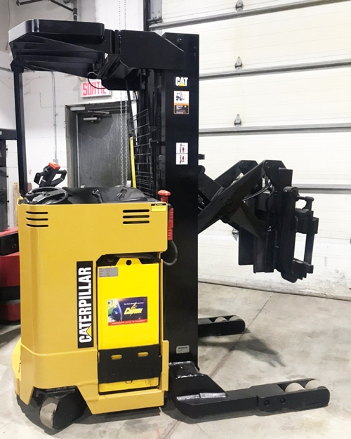 Electric Forklift Caterpillar NRR40 reach 4000 lbs - FORKLIFT PLUS