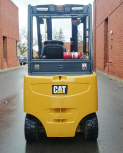 Outdoor Electric Forklift Caterpillar 2EPC5000 5000 Lbs