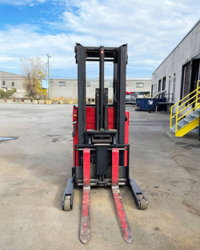 Forklift Raymond Reach 20I-R30TT - FORKLIFT PLUS
