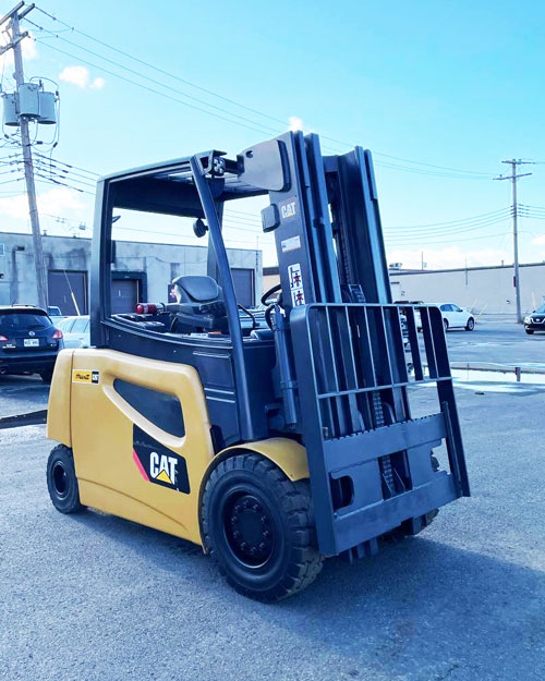 Outdoor Electric Forklift Caterpillar 2EP8000, 8000 Lbs » Forklift Plus