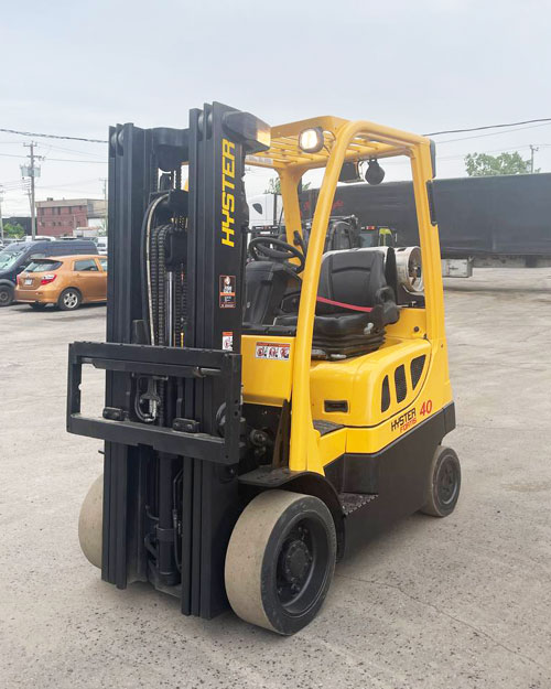 Chariot élévateur S40FT propane 4000 Lbs Hyster » Forklift Plus
